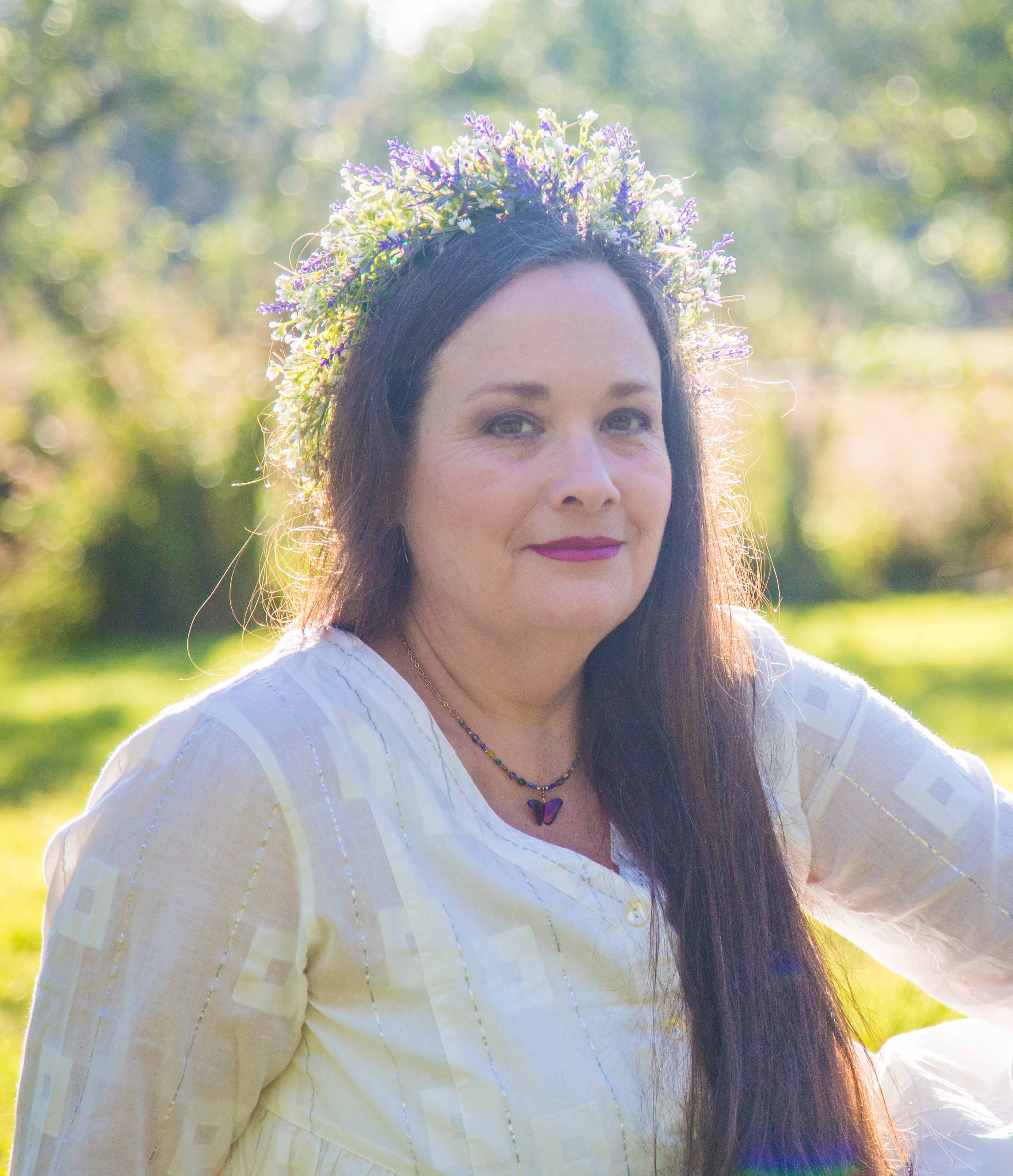 About – Ahma Laura